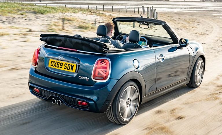 MINI Cooper S Cabrio Sidewalk: conversível chega ao Brasil por R$ 249 mil